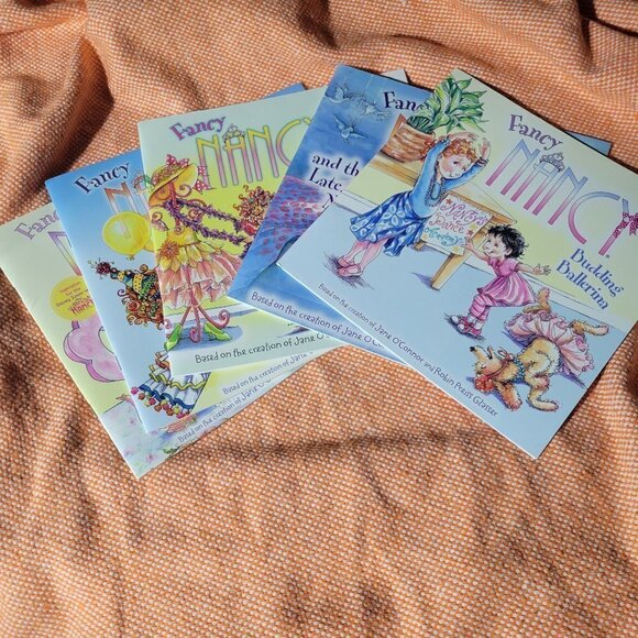 Disney | Other | New Lot Of 5 Disney Junior Series Fancy Nancy Books ...
